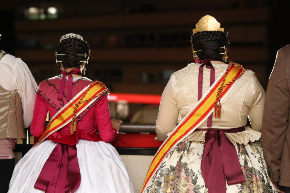 Albal inicia casi tres intensas semanas de fiesta fallera con la tradicional Crida